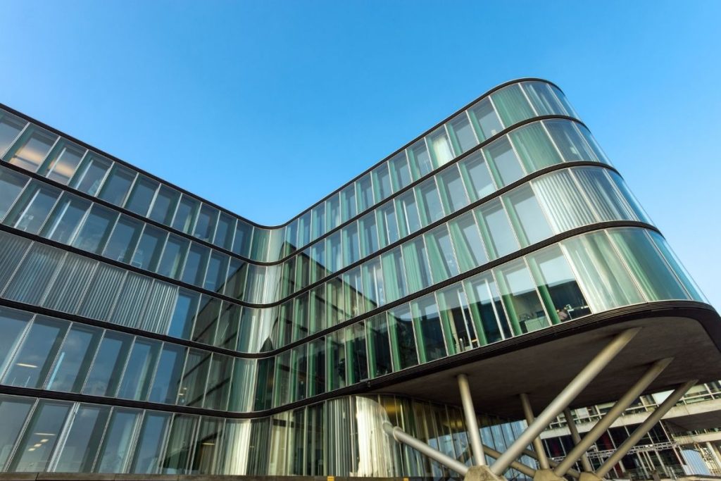 Commercial Curtain Wall Installation Los Angeles | Modern Design